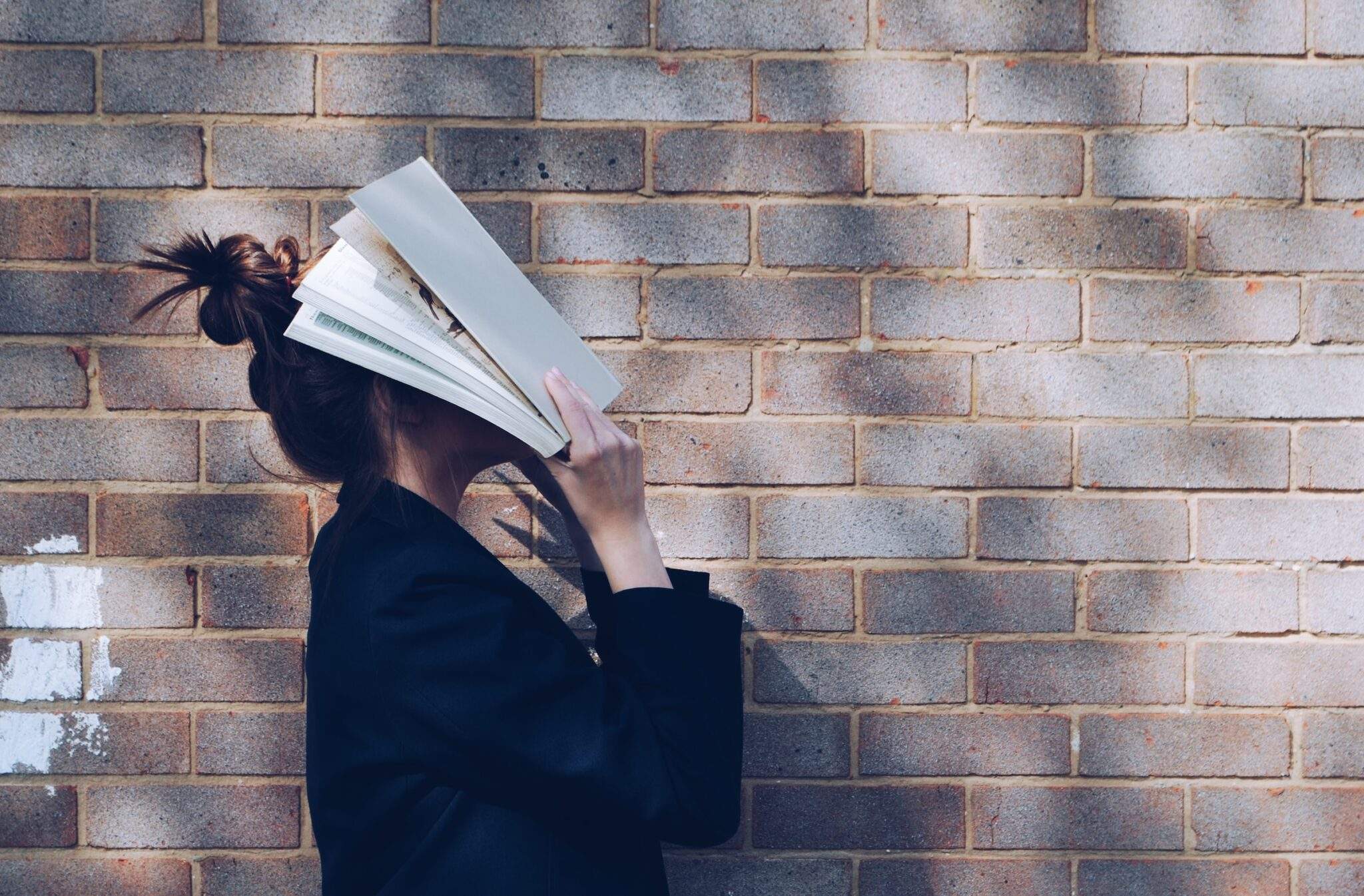 How to Determine the Value of an Item Before Reselling - Resell Calendar